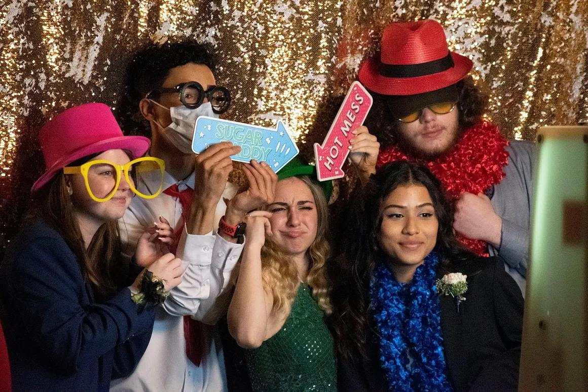 Alcohol-Free After Prom Events - Community the Anti Drug